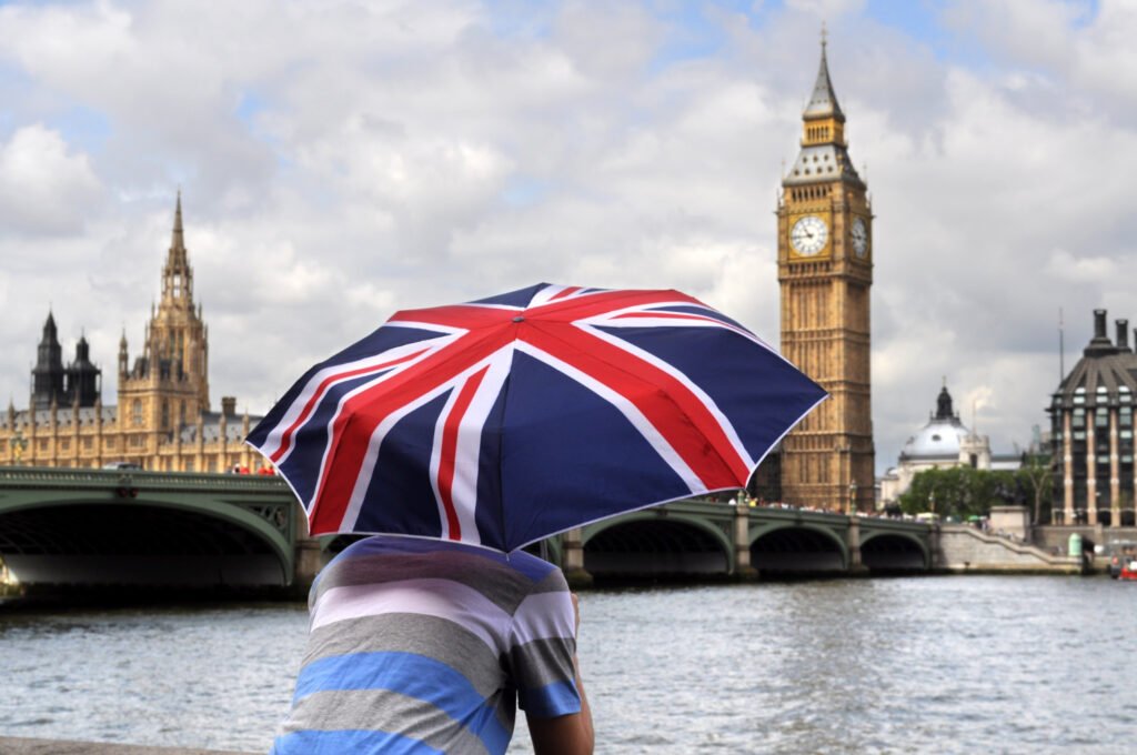 UK Work & Study Migration Trends 2024–2025 | Full Breakdown